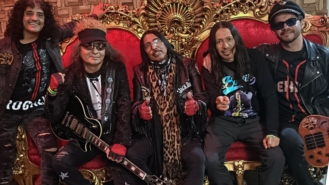 Banda Bostik celebra 42 en el Teatro Centenario en Tlalnepantla - Rock111