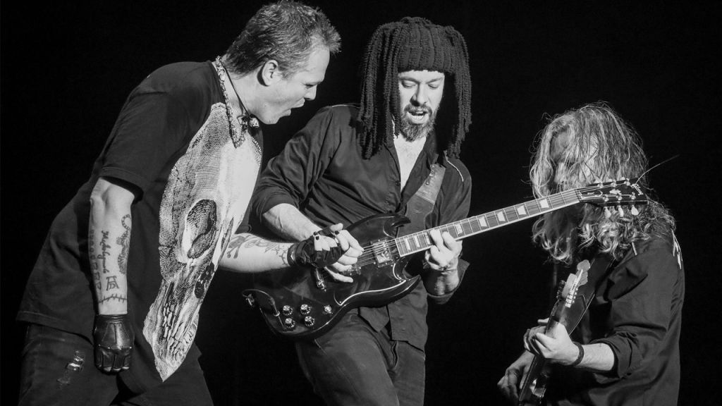 Amar, querer y rockear en Frontón México 2023 - Rock111