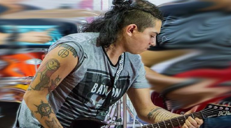 Nace Angel Rangel - Rock111